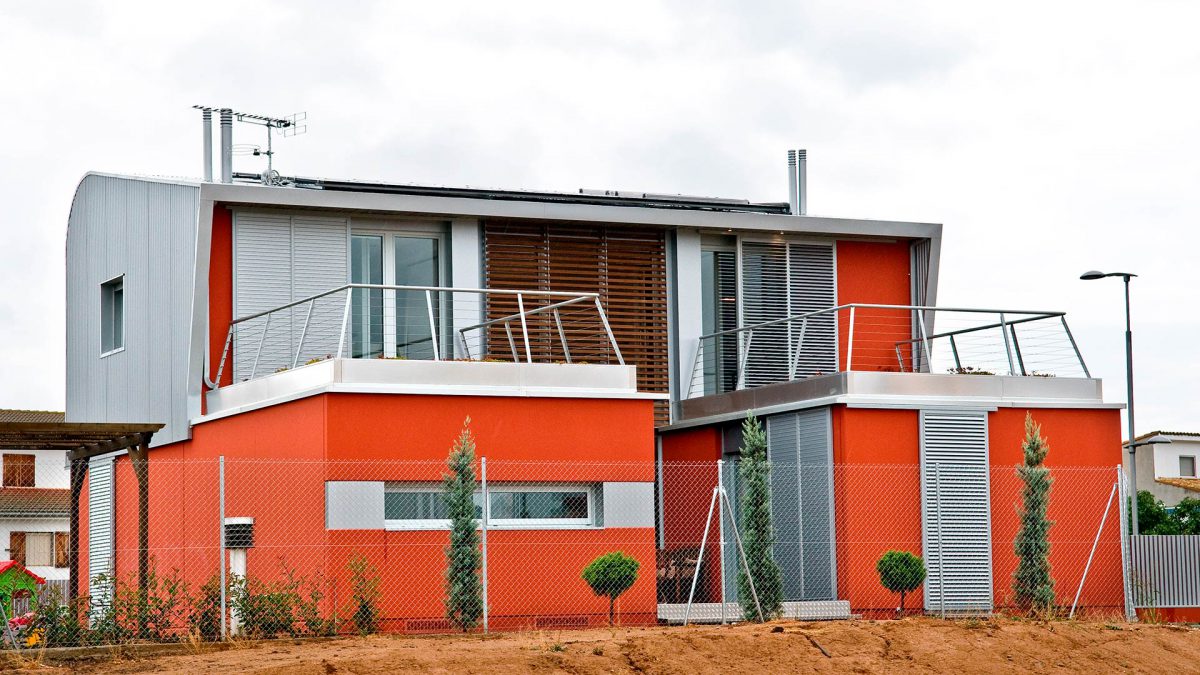 Prototype of Sustainable Industrialized Housing "Kyoto" - Picharchitects