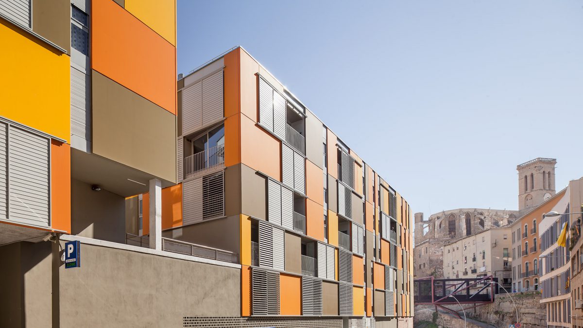 Housing Block and urbanization project in Manresa - PichArchitects